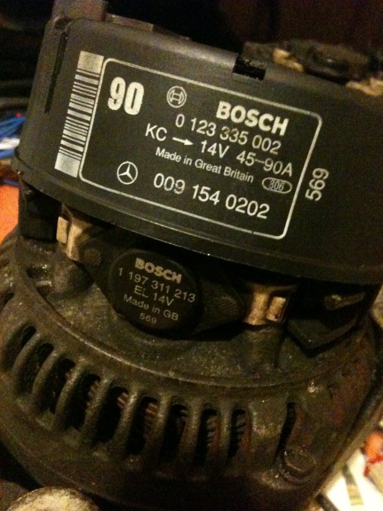 1197311213 Регулятор генератора BOSCH | Запчасти на DRIVE2