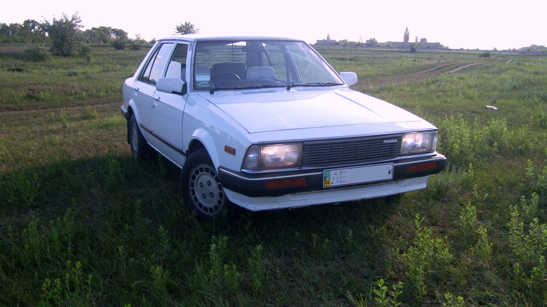 Mazda 323 II 1.5 бензиновый 1982 | Очень резвая малышка на DRIVE2