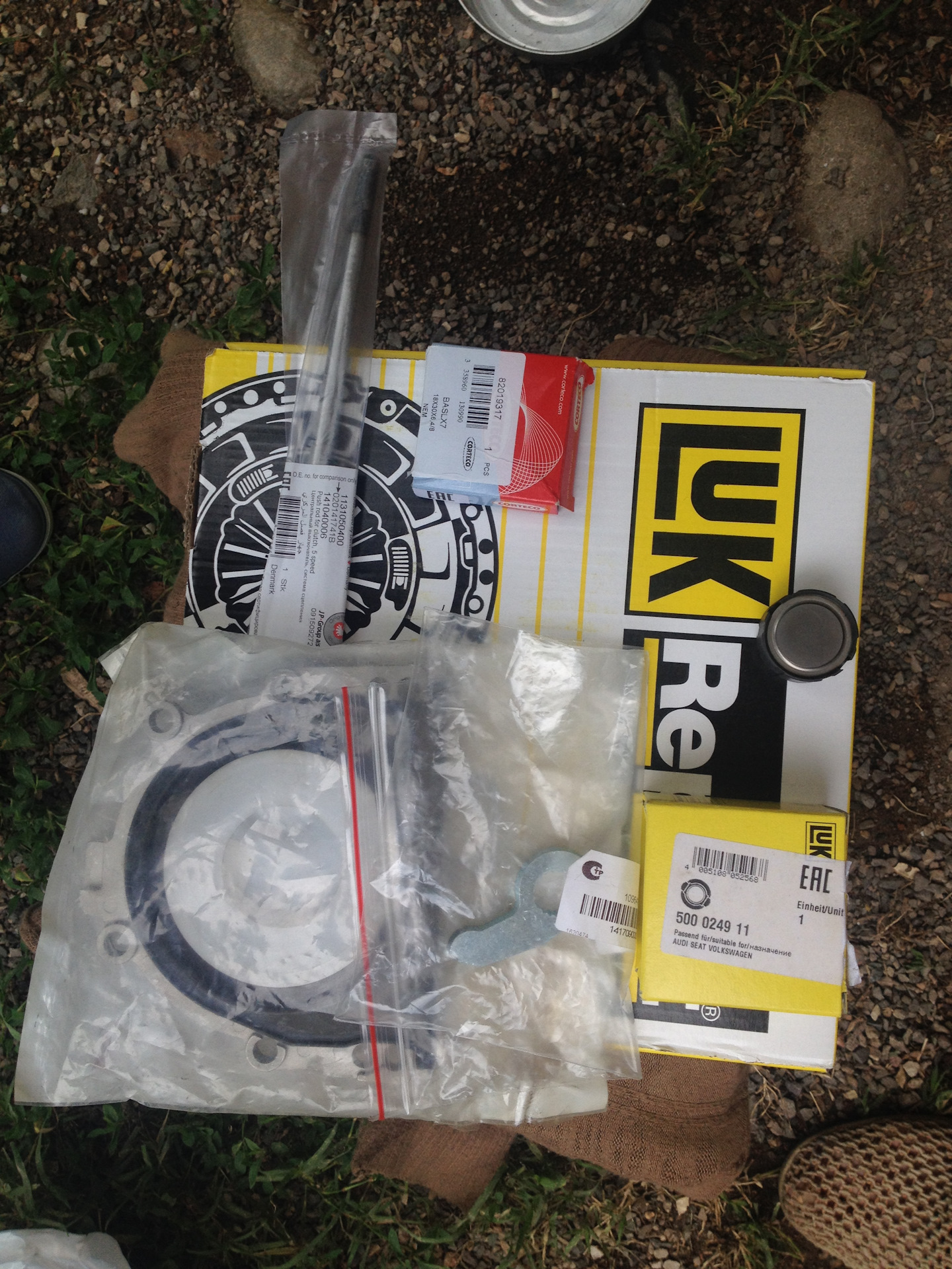 Сцепление под замену — Volkswagen Golf Mk4, 1,6 л, 2000 года | запчасти ...