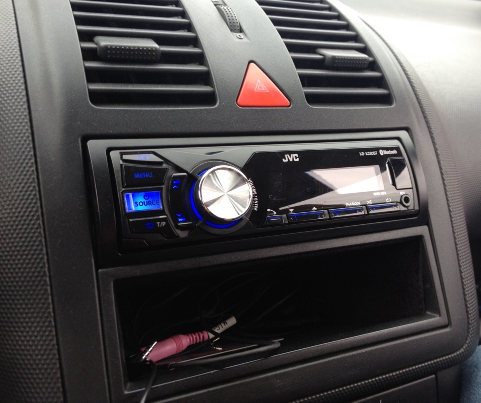 Alpha > JVC — Volkswagen Lupo, 1 л, 2001 года | автозвук | DRIVE2