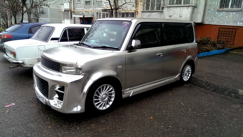 Ксенон фары, ремни, крепления бампера — Toyota bB (1G), 1,5 л, 2001 ...