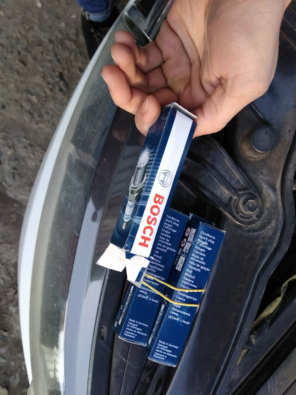 Замена свечей — KIA Cerato (2G), 1,6 л, 2009 года | расходники | DRIVE2