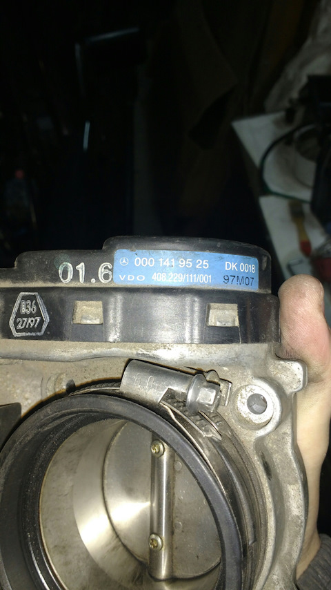 A0001419525 ПАТРУБОК ДРОССЕЛЬНОЙ ЗАСЛОНКИ MERCEDES | Запчасти на DRIVE2