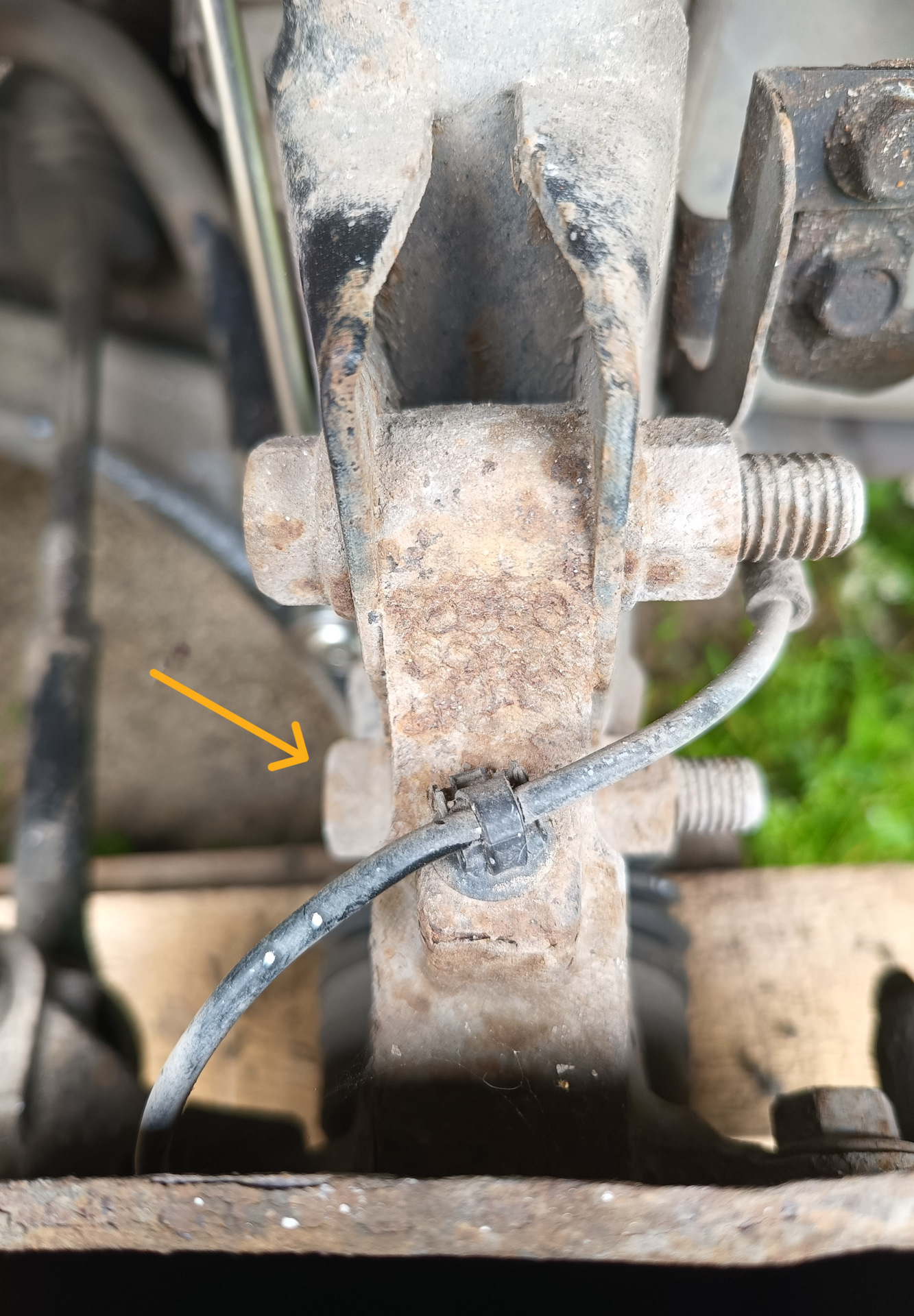 Ошибки ABS, часть 2. Замена переднего датчика ABS. — Dodge Caliber, 1,8 ...