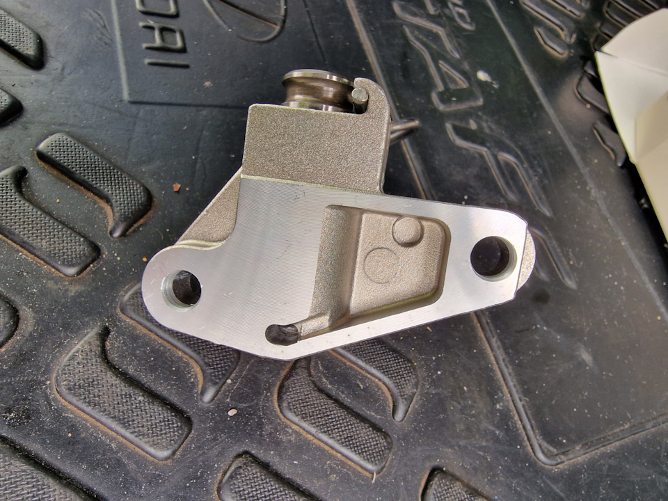 Запись 99 — замена цепей ГРМ в двигателе D4HB на казалось бы "детском ...