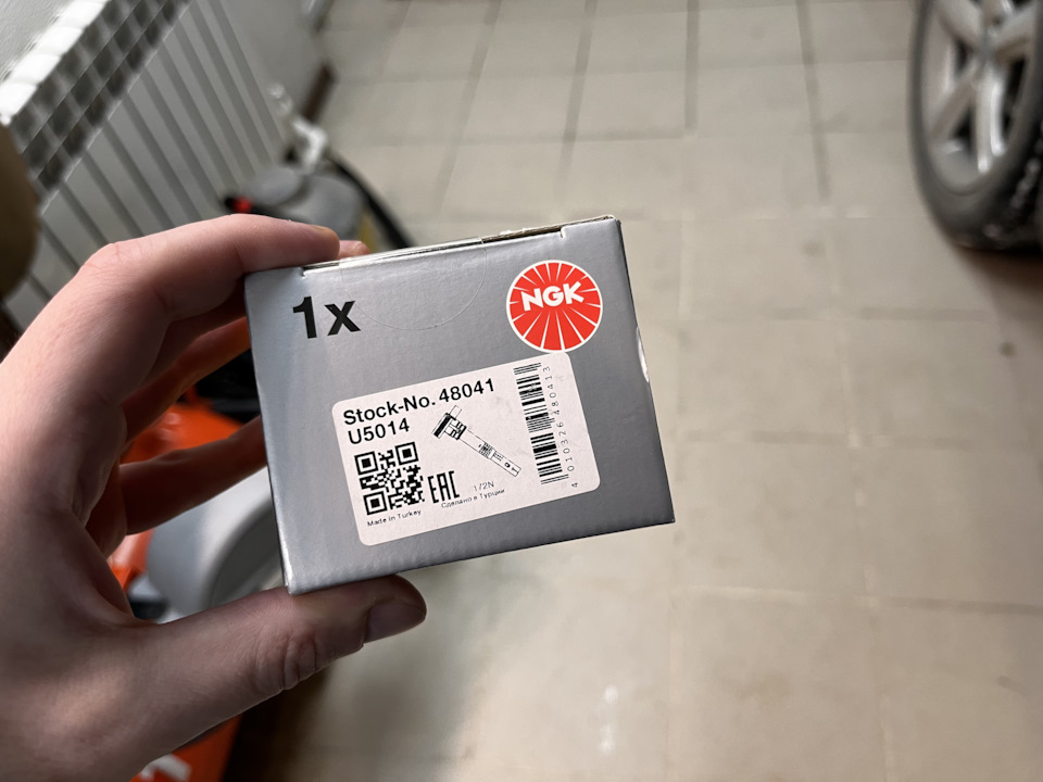 Замена катушек и прокладки маслоналивной горловины — Audi Q5 (1G), 2 л ...