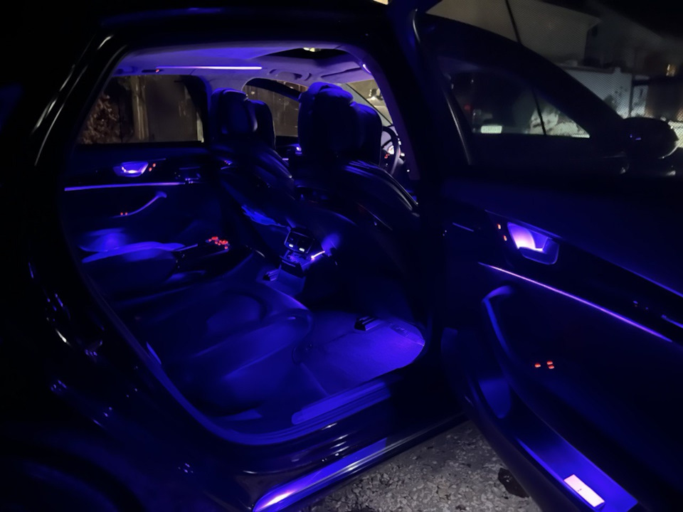 Установка подсветки салона) — Audi A8 (D4), 4,2 л, 2012 года | тюнинг ...