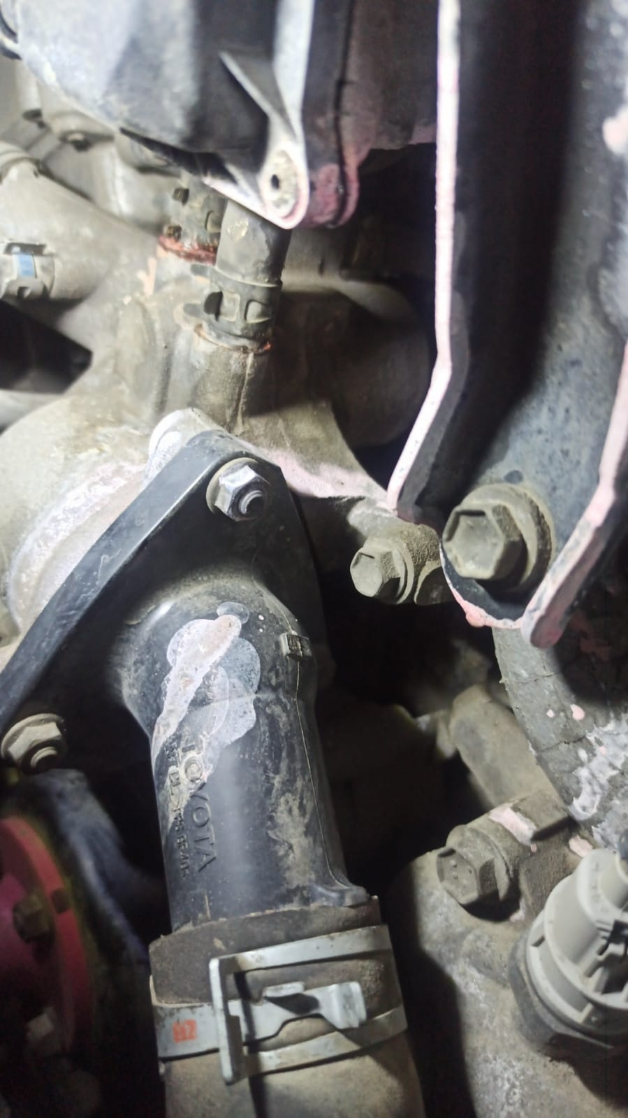 Замена шлангов охлаждения — Toyota Land Cruiser Prado 120-series, 4 л ...