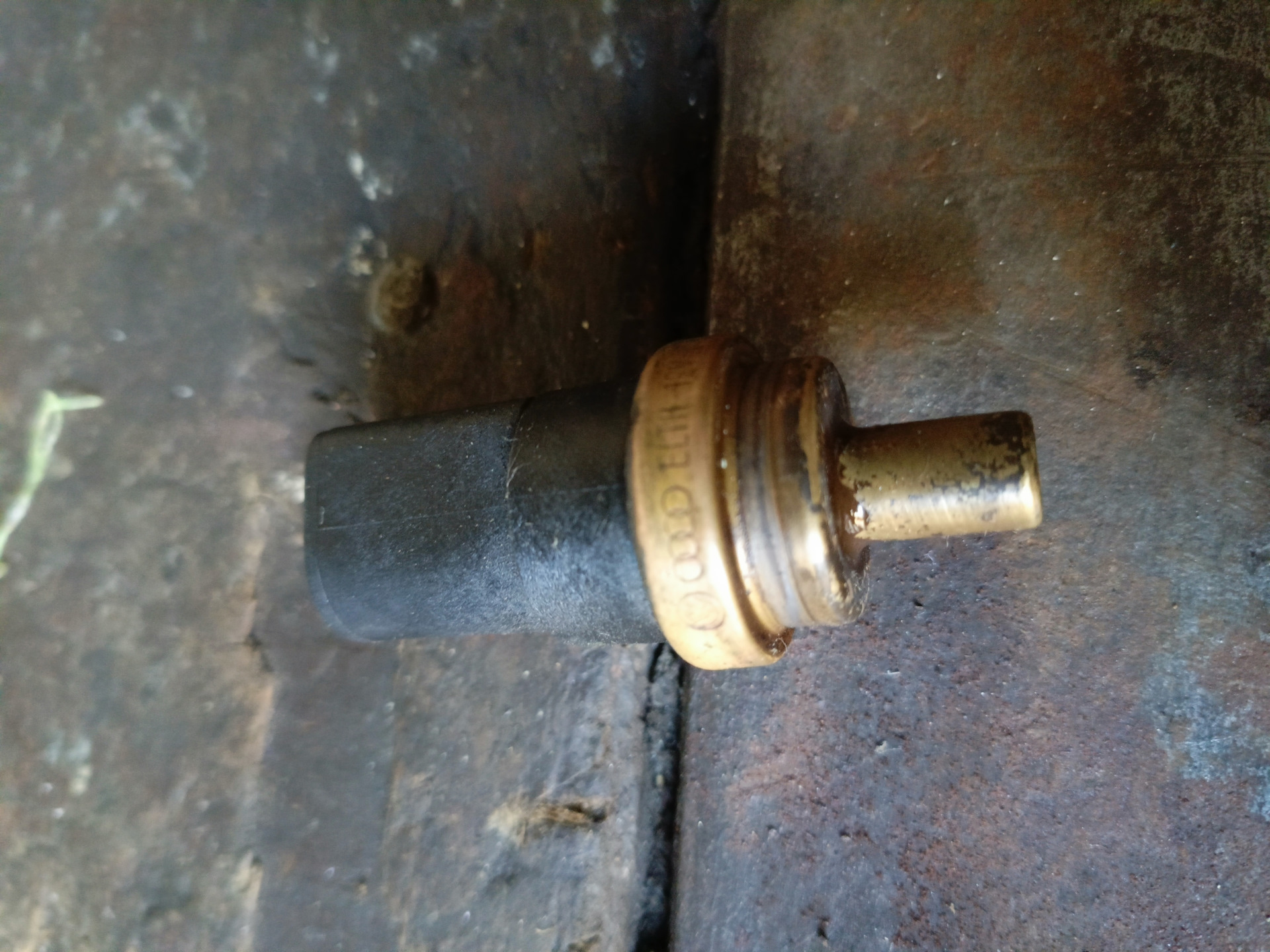 Замена тройника ОЖ (мотор ANA) — Volkswagen Passat Variant (B5), 1,6 л ...