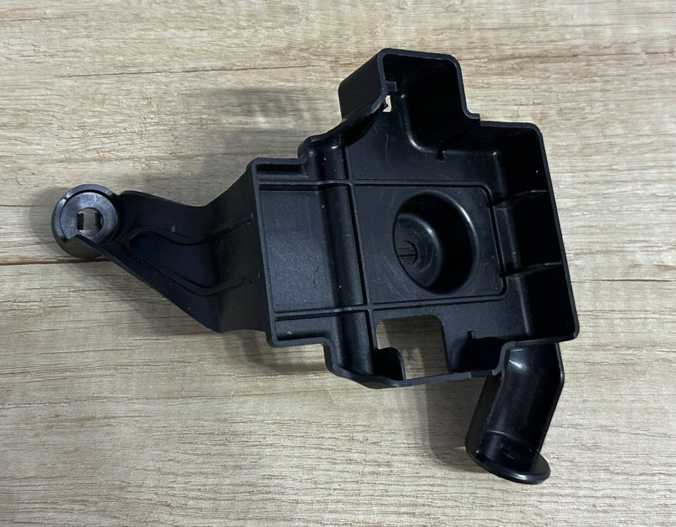 SAK — симпозер, имитация звука двигателя — Volkswagen Polo liftback, 1 ...