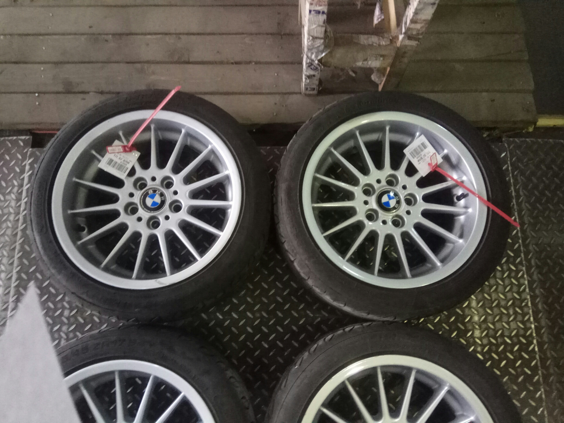 Продан 32 стиль R17. — BMW 5 series (E28), 2 л, 1983 года | визит на ...