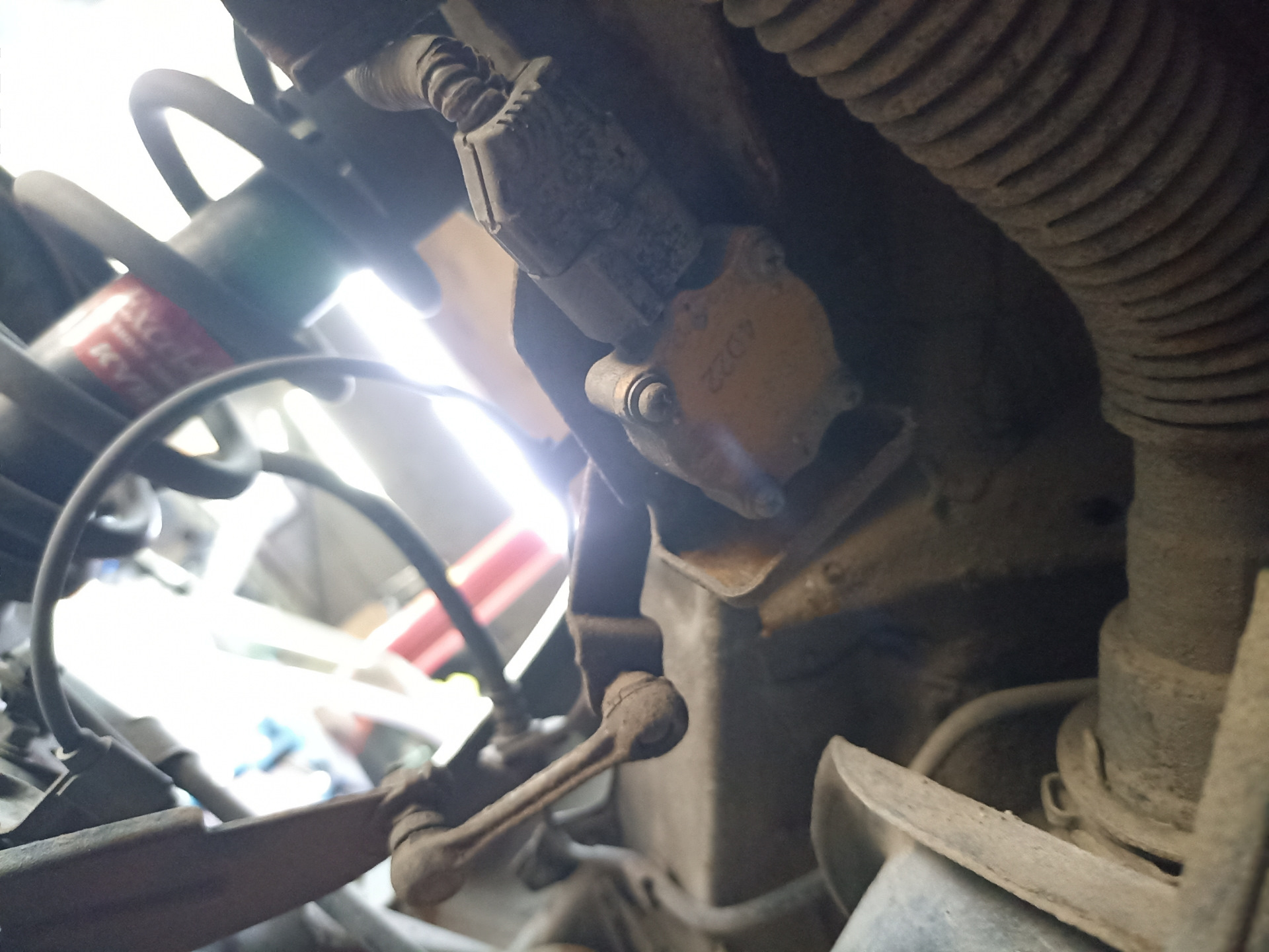 Тяга датчика положения кузова — Toyota Prius (20), 1,5 л, 2005 года ...