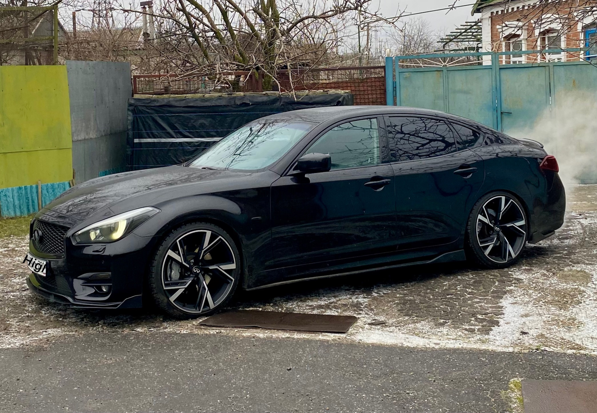 Проставки — Infiniti Q70, 3,7 л, 2014 года | тюнинг | DRIVE2