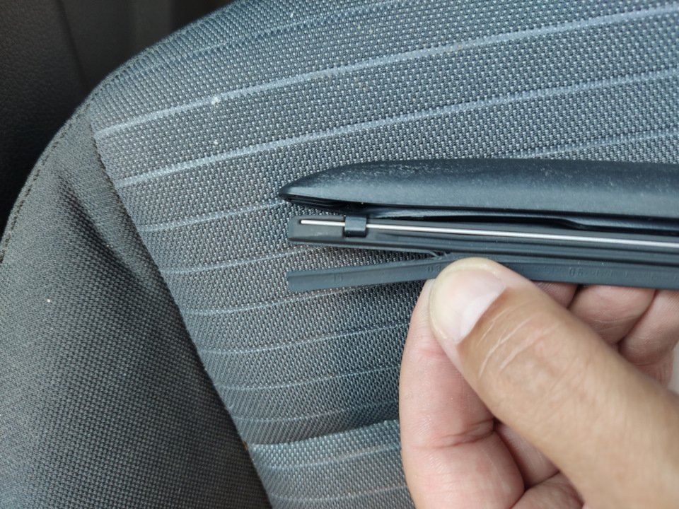 Резинки на дворники — KIA Cerato (3G), 2 л, 2017 года | аксессуары | DRIVE2