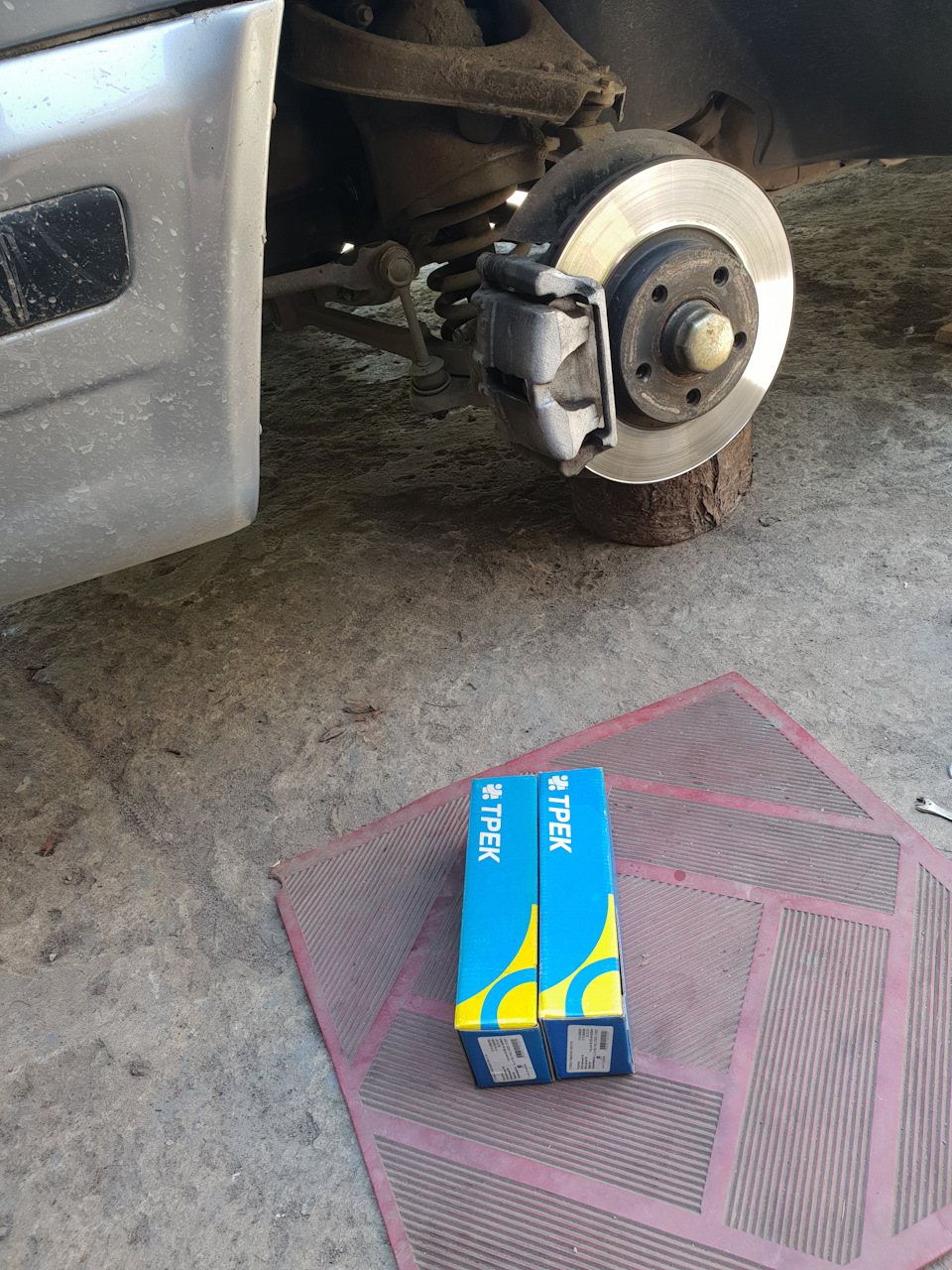 Замена стоек стабилизатора — ГАЗ 31105, 2,3 л, 2006 года | плановое ТО ...