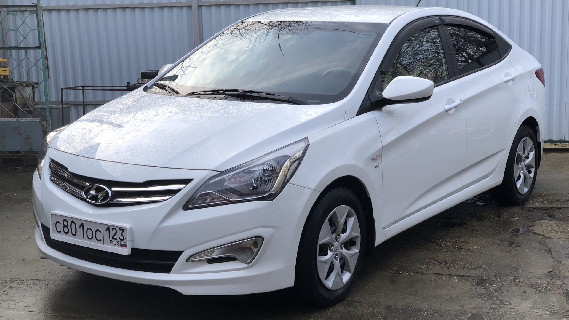 Hyundai Solaris (1G) 1.6 бензиновый 2015 | на DRIVE2