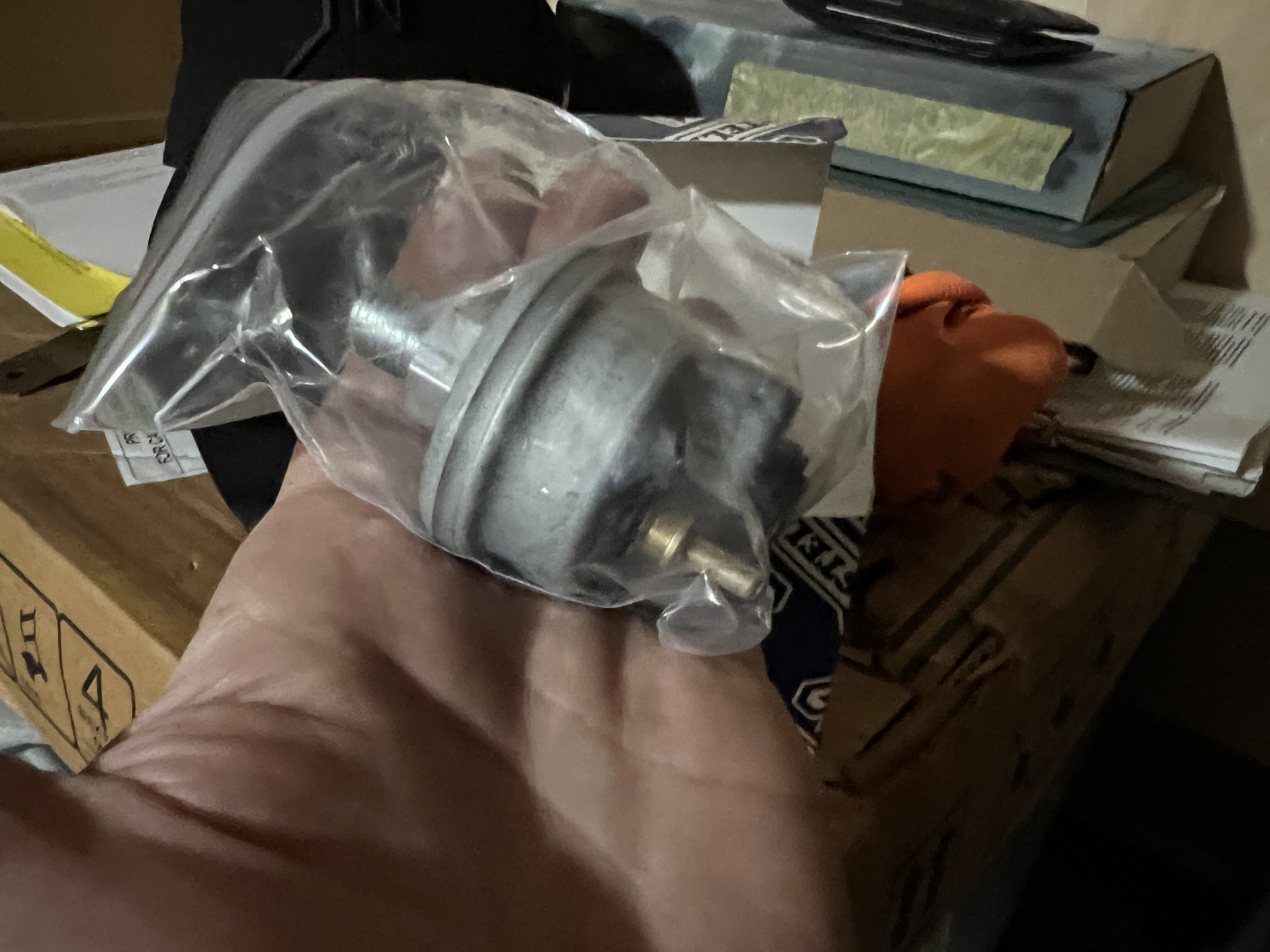 W124 новый датчик давления масла — Mercedes-Benz E-Class (W124), 2 л ...