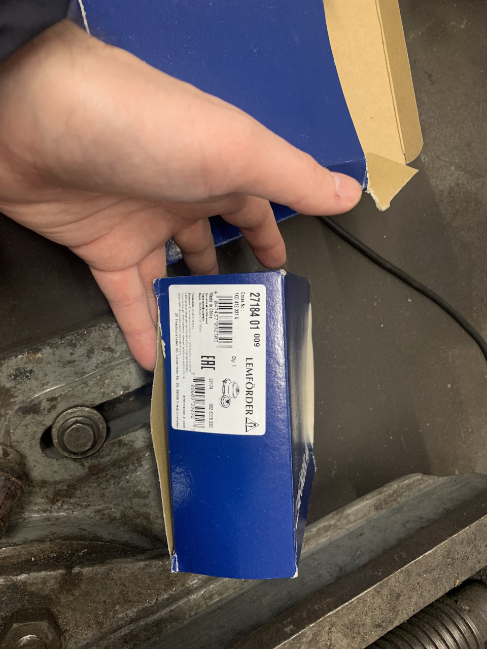 2718401 Опора стойки амортизатора LEMFORDER | Запчасти на DRIVE2