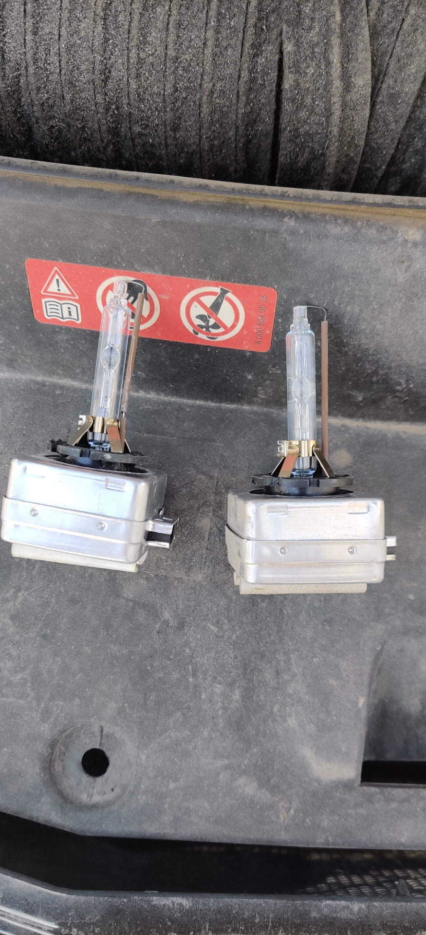 A0005840526 Наклейка информационная Mercedes | Запчасти на DRIVE2