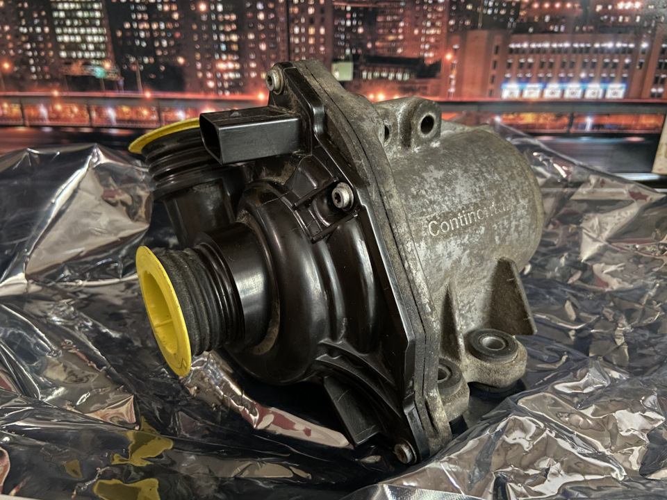 11517568595 Насос ОЖ, электрический BMW | Запчасти на DRIVE2