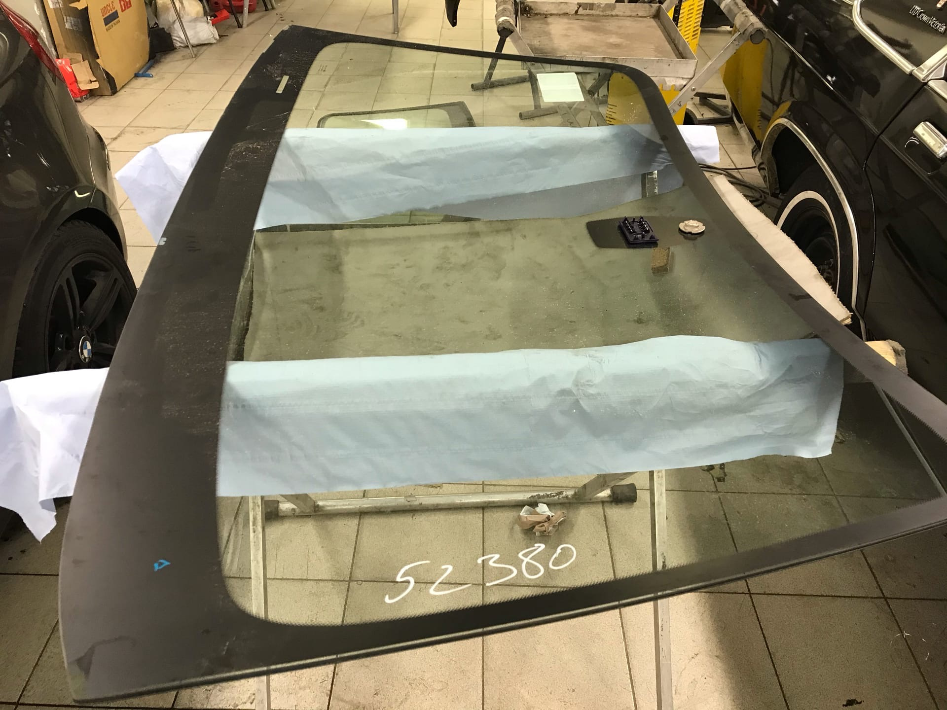 3* Замена лобового стекла — BMW 1 series (E81/E87), 2 л, 2006 года ...