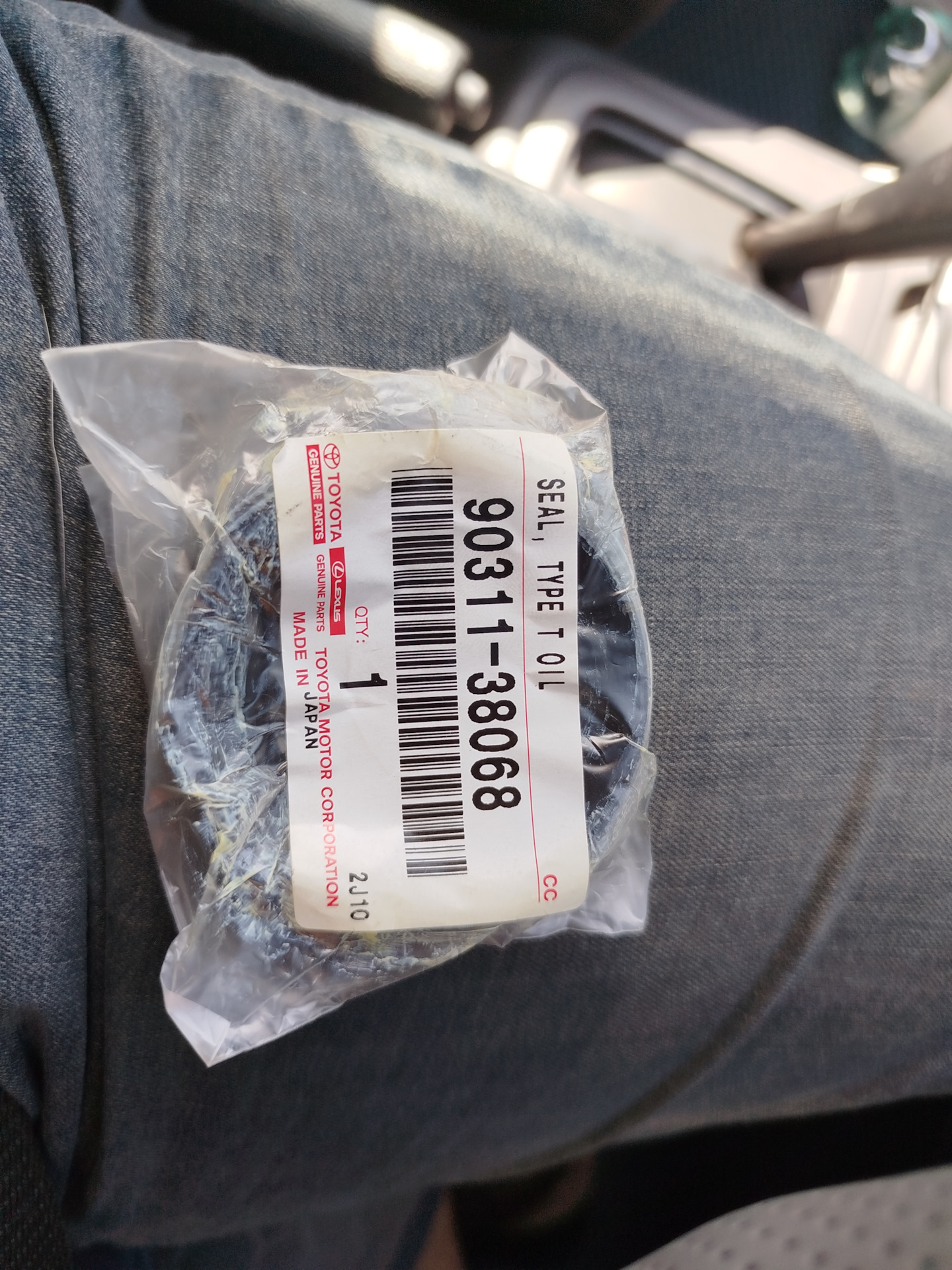 Замена сальника заднего редуктора — Toyota RAV4 (I), 2 л, 1995 года ...