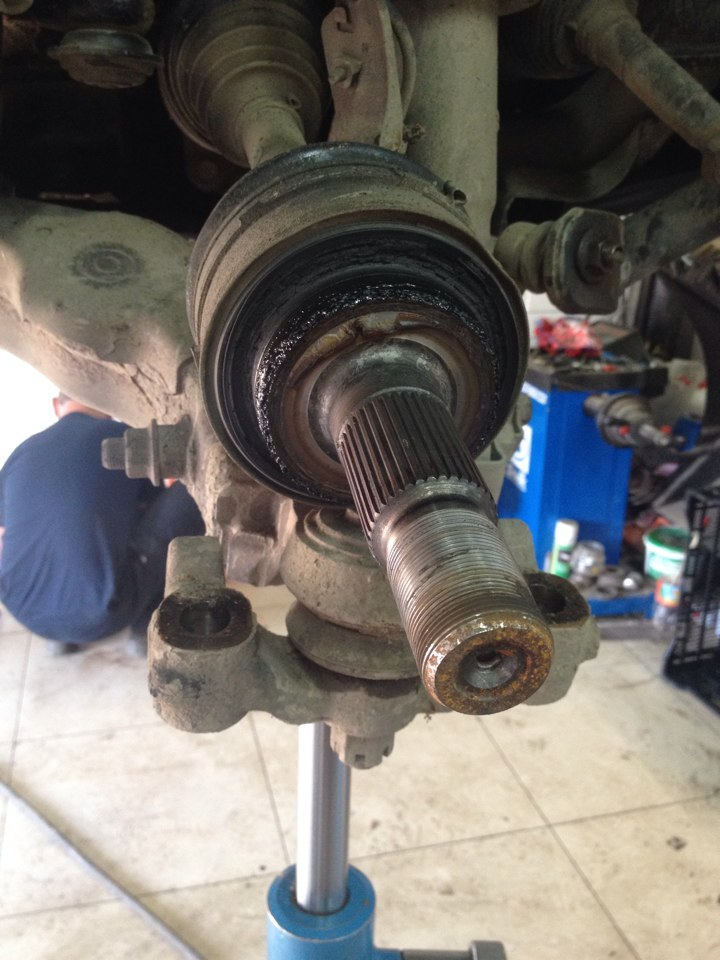 Передние ступицы. — Toyota Land Cruiser 200, 4,5 л, 2008 года | визит ...