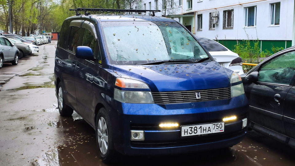 Бортжурнал Toyota Voxy BLUE PAKMAN