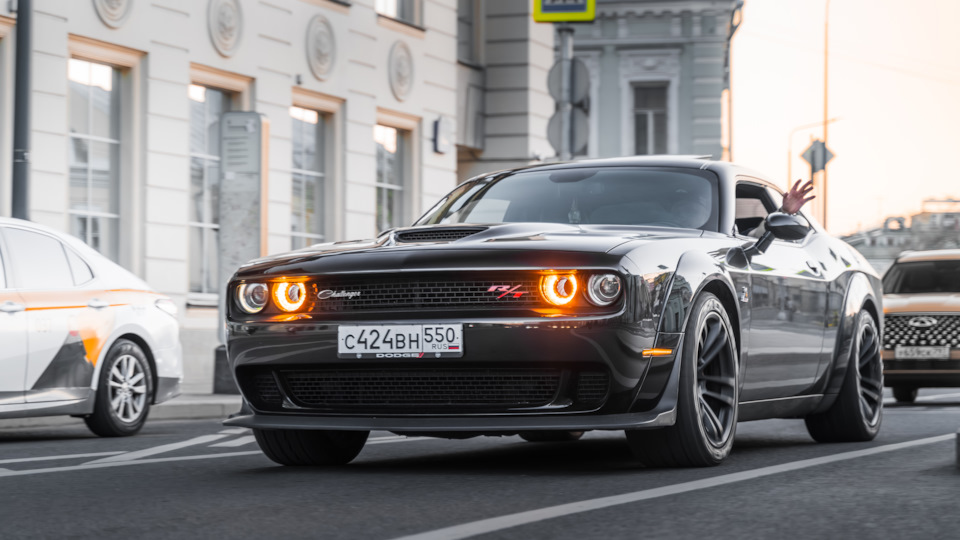 Разбудил ROCKET — Dodge Challenger, 6,4 л, 2019 года | видео | DRIVE2