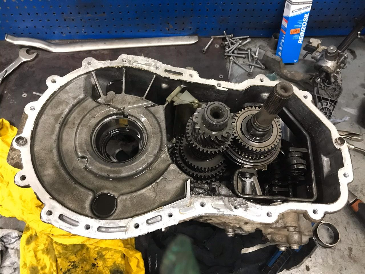 №3 Ремонт КПП MQ200 — SEAT Altea Freetrack, 1,4 л, 2011 года | визит на ...