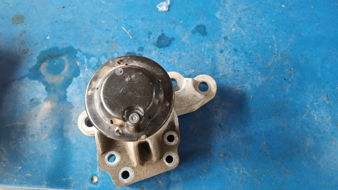 Смотрим как устроена опора двс DB5Z 6038-A Ford Explorer 5 3.5L Cyclone ...