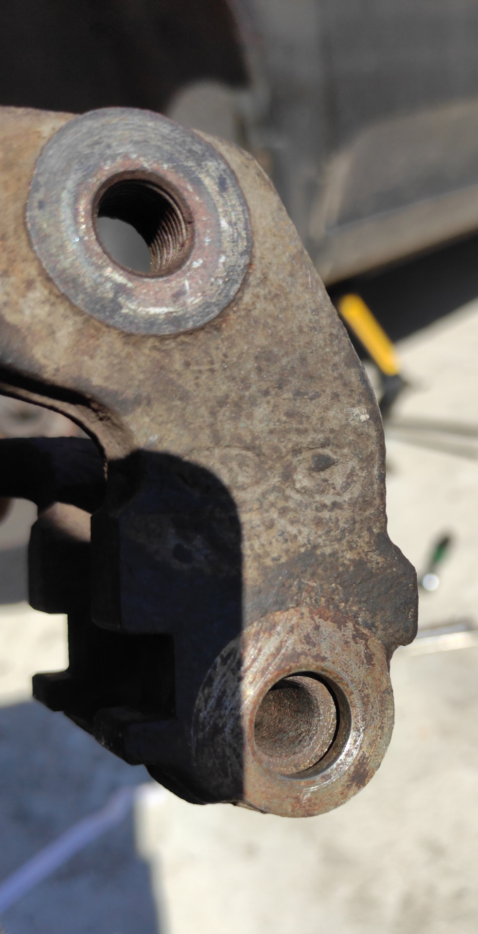 Ремонт переднего тормозного суппорта (замена кишок) — KIA Cerato (2G ...