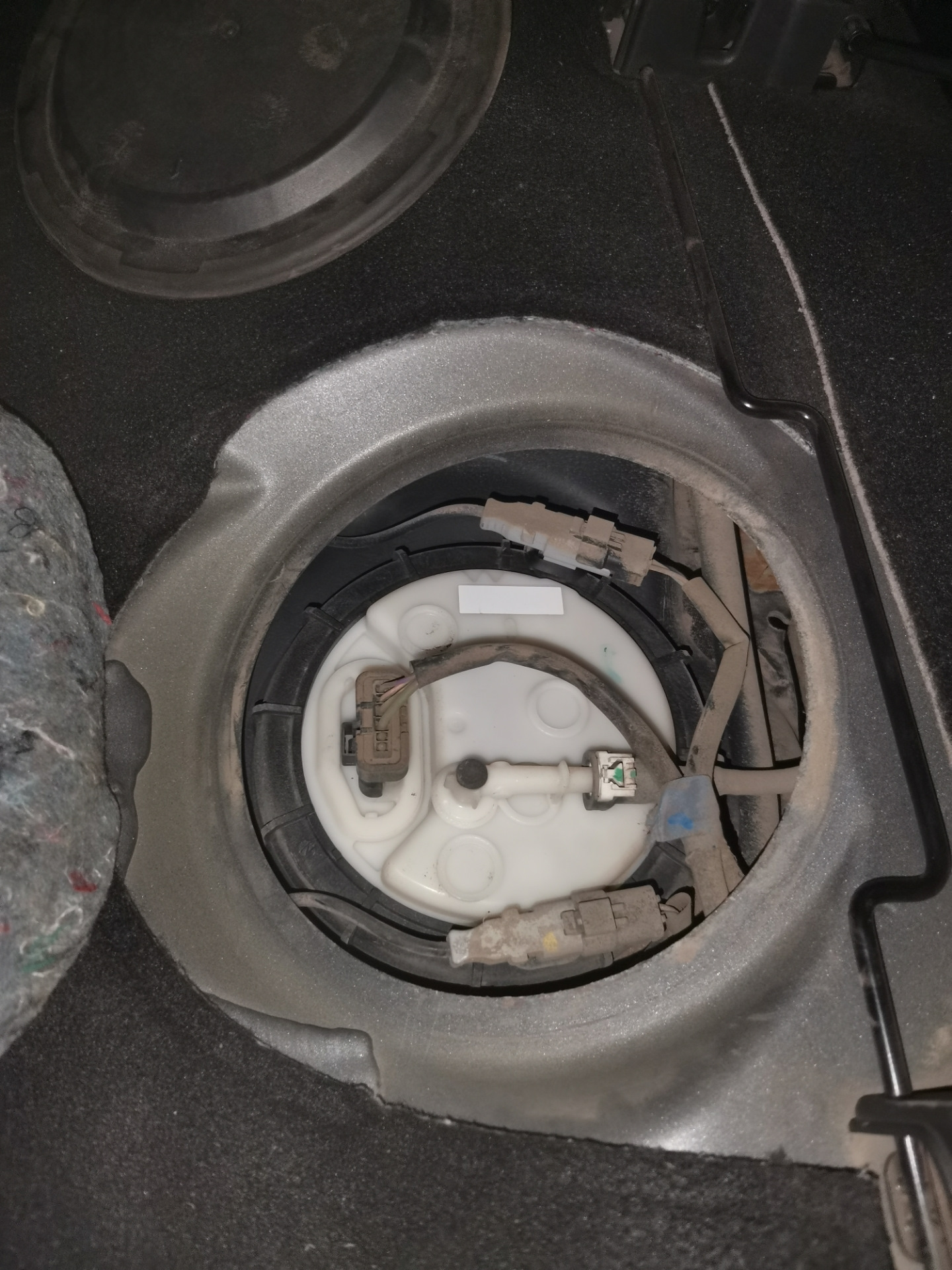 Замена топливного насоса ew10a — Citroen C5 (2G), 2 л, 2008 года ...