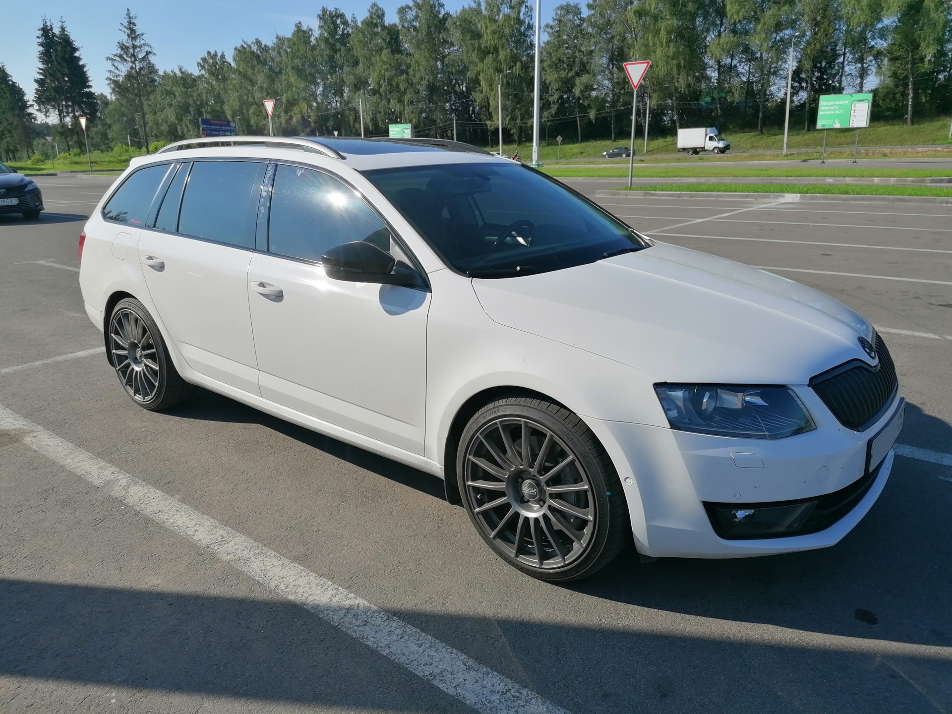 весы — как много в этом слове… — Skoda Octavia Combi A7 Mk3, 1,8 л, 2015 года | наблюдение | DRIVE2