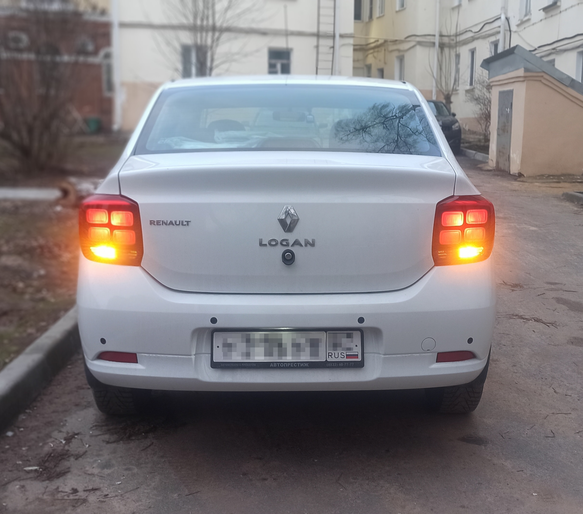 #6. Задние европейские фонари Renault — Renault Logan (2G), 1,6 л, 2016 ...