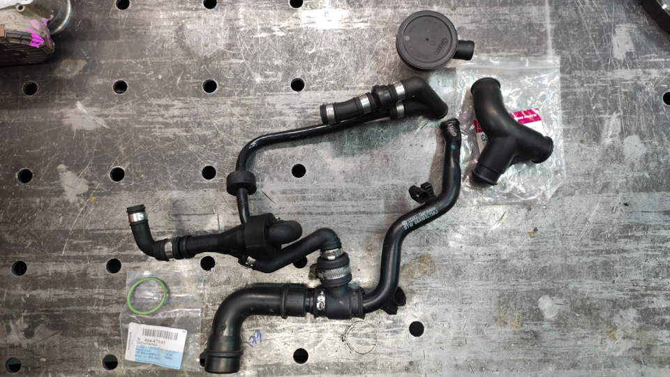 Система ВКГ и эжекционный насос VAG 058 133 753 B — Skoda Octavia A4 ...