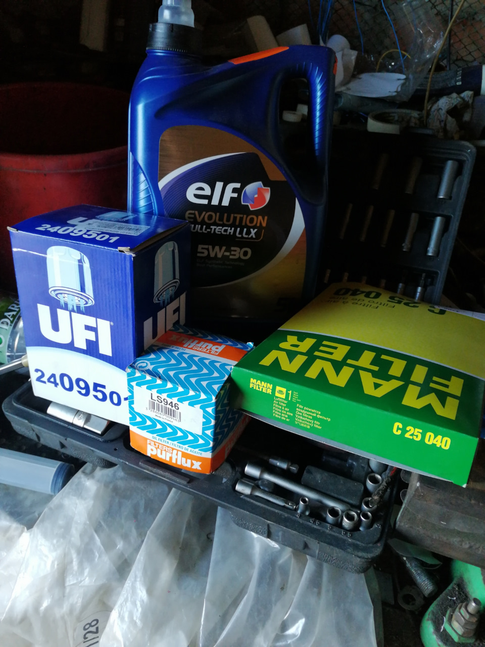 2403501 Топливный фильтр UFI | Запчасти на DRIVE2