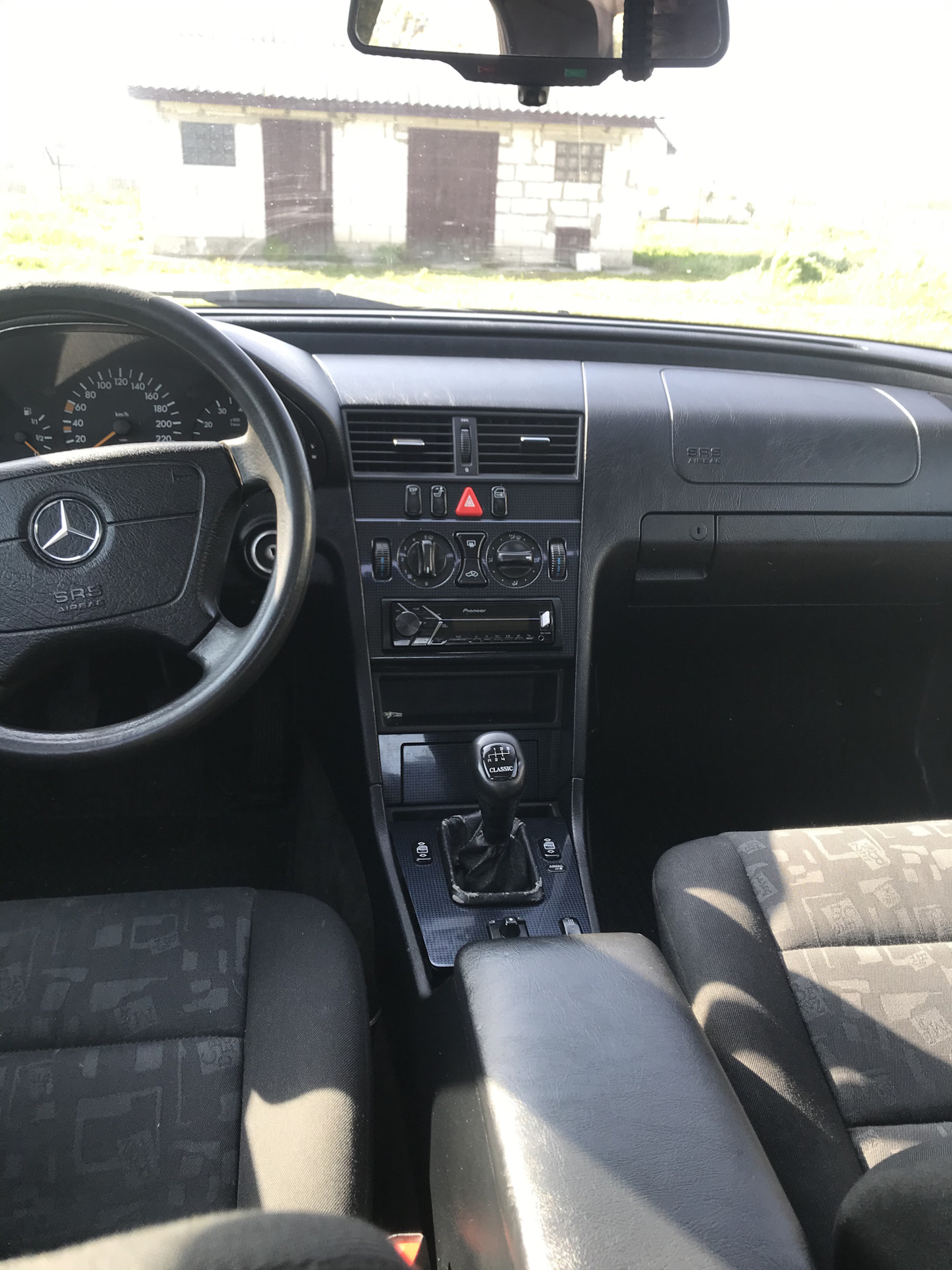 💣 Замена подлокотника и клипс 💣 — Mercedes-Benz C-Class (W202), 1,8 л, 1995 года | аксессуары ...