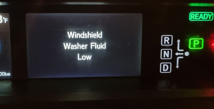 Датчик уровня омывателя. Washer Fluid Level. — Toyota Prius (50), 1,8 л ...