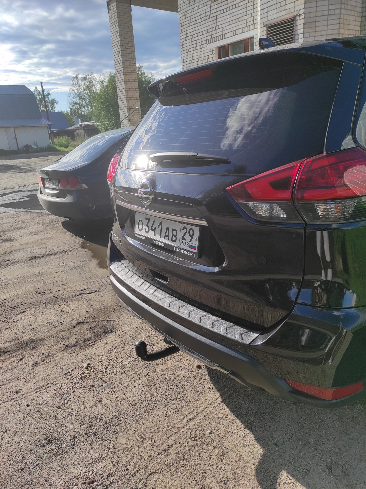 Установка защитных накладок на порог и на бампер багажника — Nissan X ...