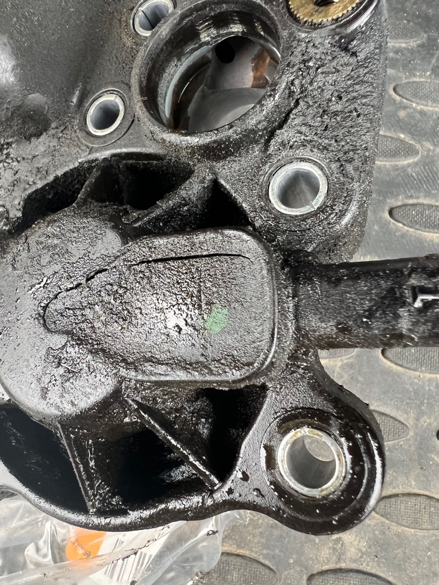 ТО — 195 000: Замена масла и фильтров + замена 059115389P Корпус ...