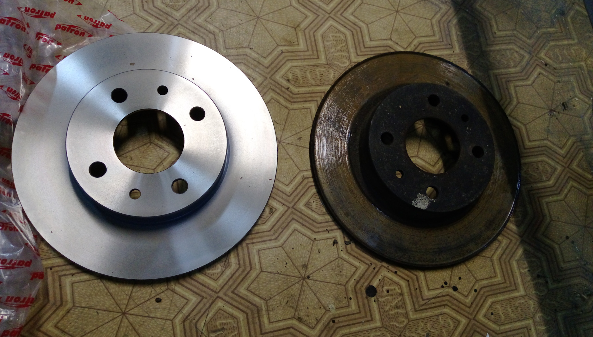 8. Замена рычагов подвески и тормозных дисков. — FIAT Punto II, 1,2 л ...