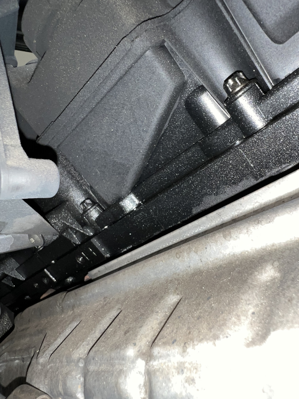 Recall + течь из под клапанной крышки — BMW 3 series (F30), 2 л, 2015 ...