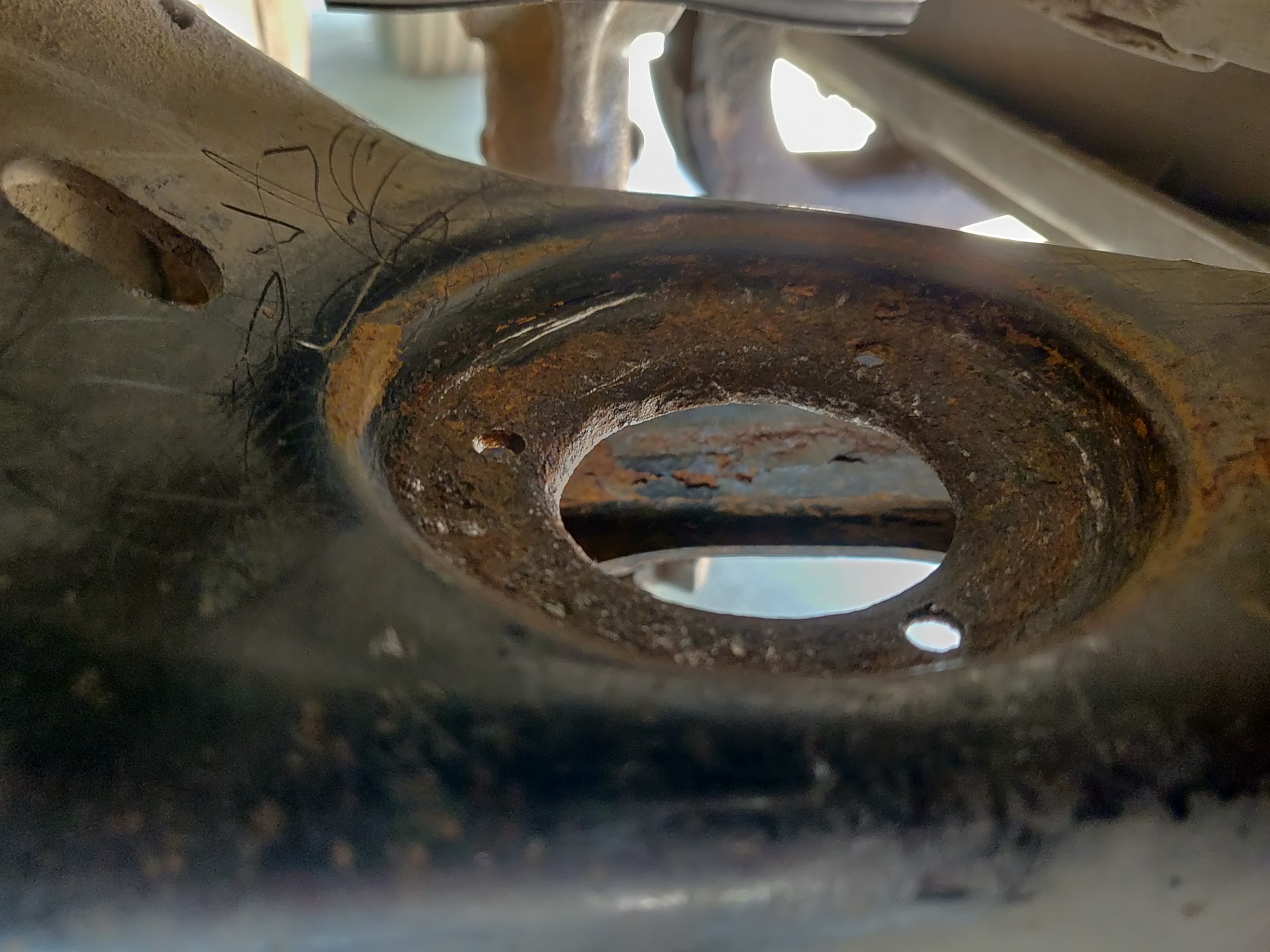 Замена опор, подушек кузова. — Toyota Land Cruiser Prado 120-series, 4 ...