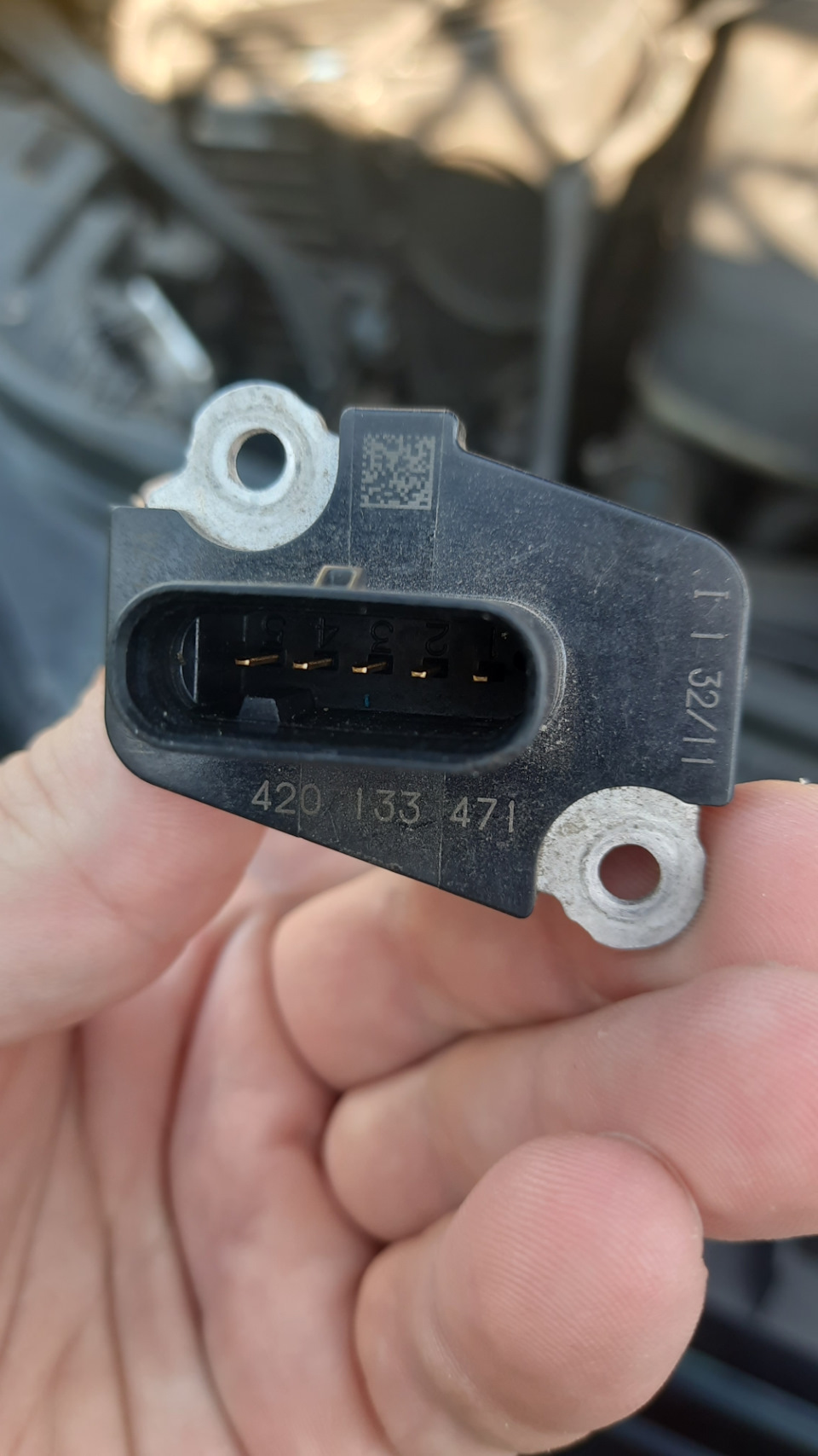 420133471 Расходомер воздуха VAG | Запчасти на DRIVE2