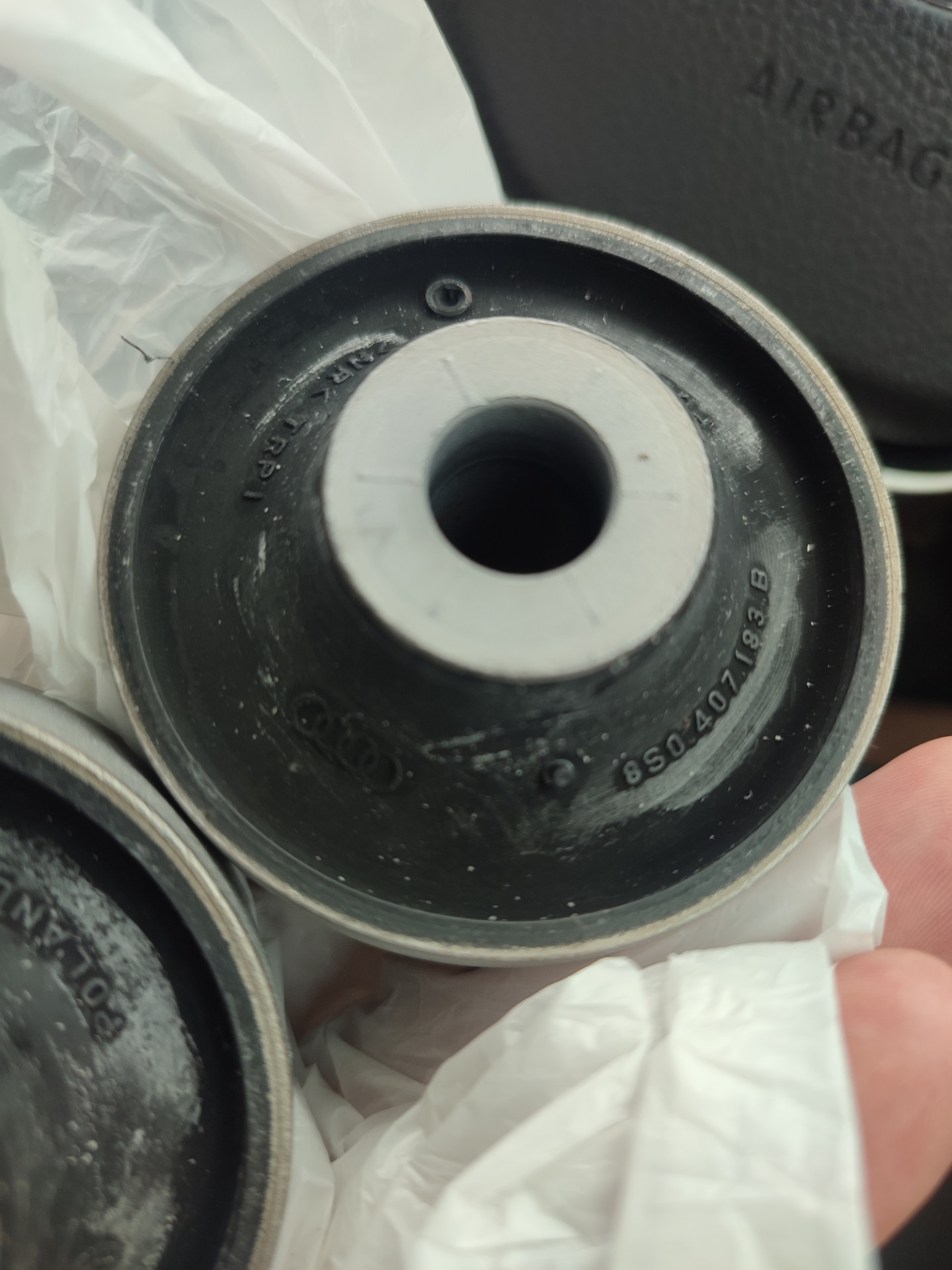 Сайлентблоки 8S0407183B — Volkswagen Golf Variant (Mk7), 1,4 л, 2015 ...