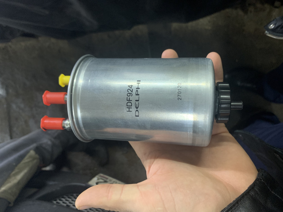 Замена топливного фильтра Delphi HDF924 — SsangYong Kyron, 2 л, 2008 ...