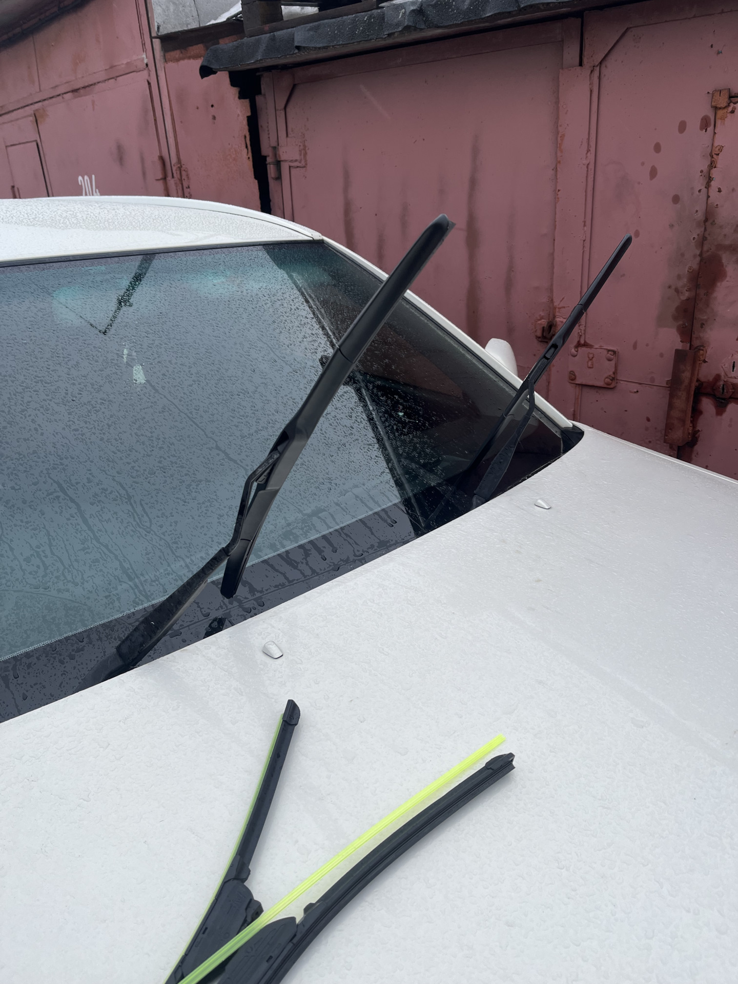 Гибридные дворники (бюджетный вариант) jzx110 — Toyota Mark II Blit, 2 ...