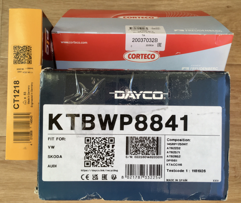 К-т ГРМ с помпой DAYCO KTBWP8841 с сальником к/вала и ремнем ...