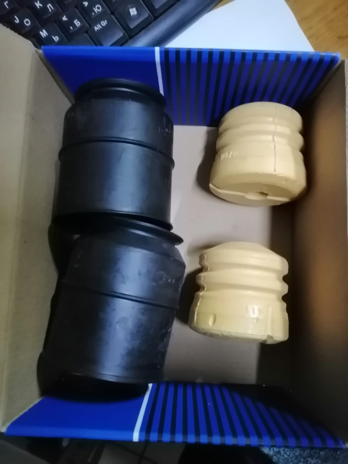 Замена задних амортизаторов е60 — BMW 5 series (E60), 2,5 л, 2004 года ...